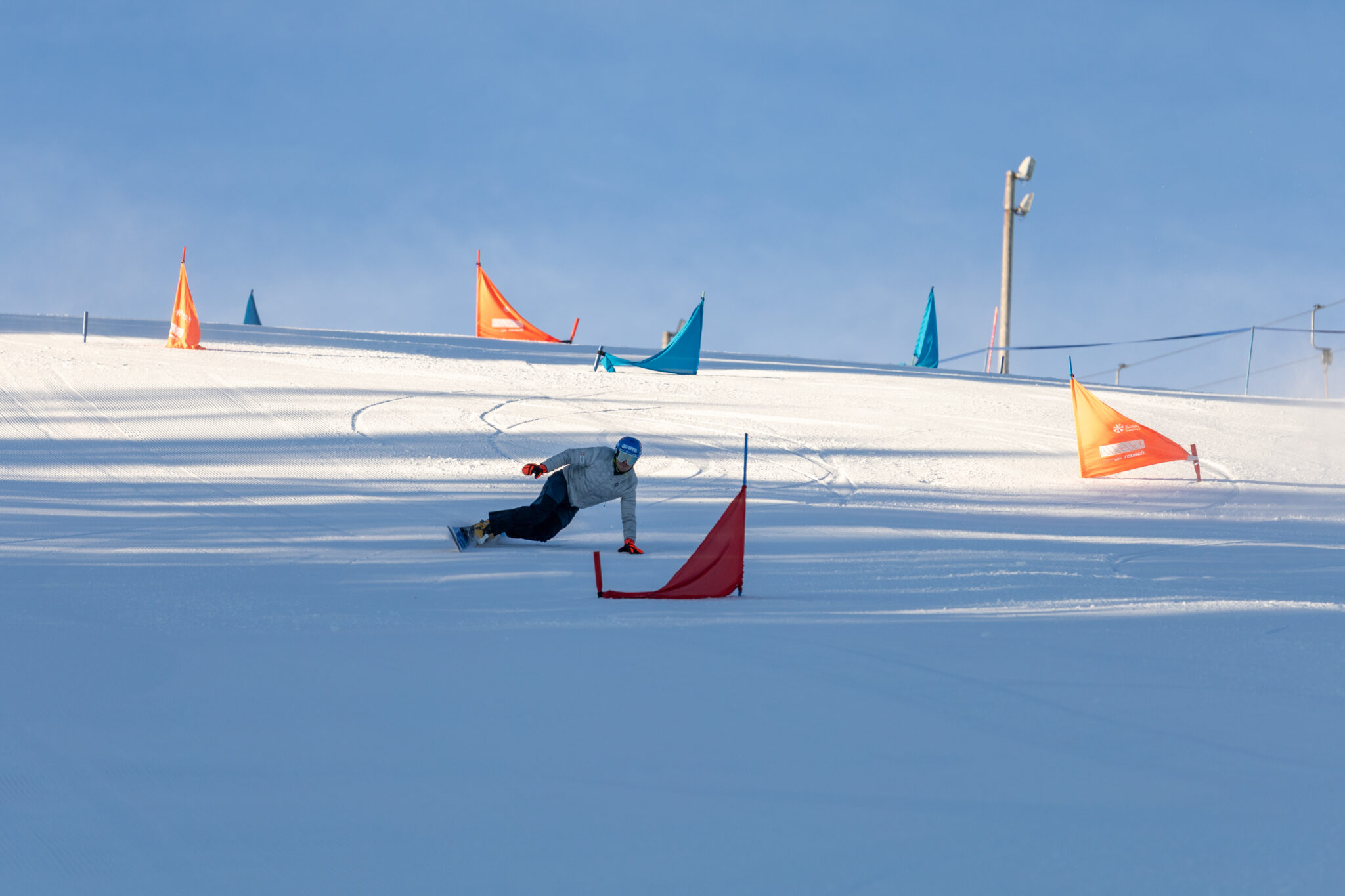 Slovenski deskarji preizkusili teren na Rogli in nestrpno pričakujejo ...